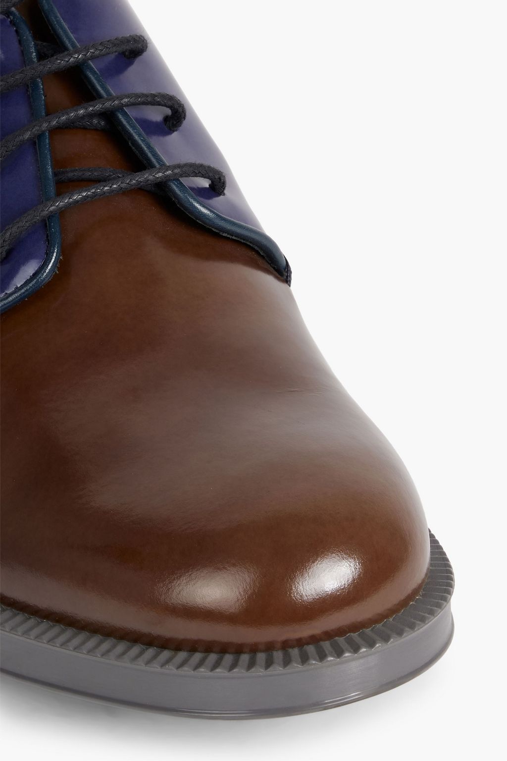 TOD'S Two-tone glossed-leather brogues | THE OUTNET