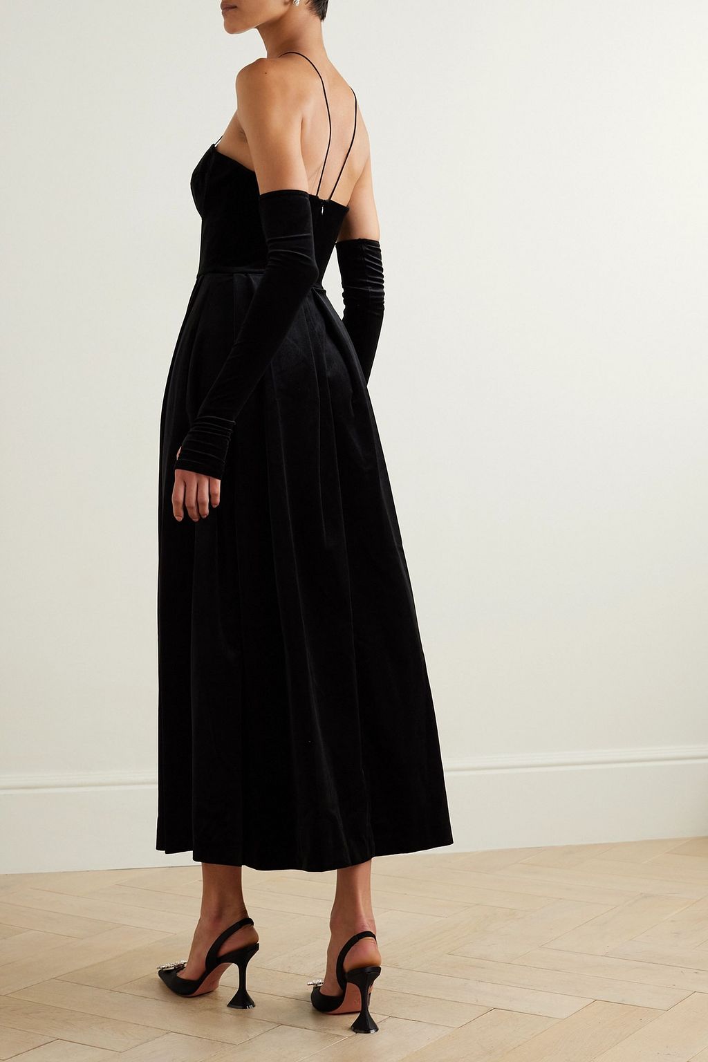 ALEX PERRY Patten pleated velvet gown and gloves set | THE OUTNET