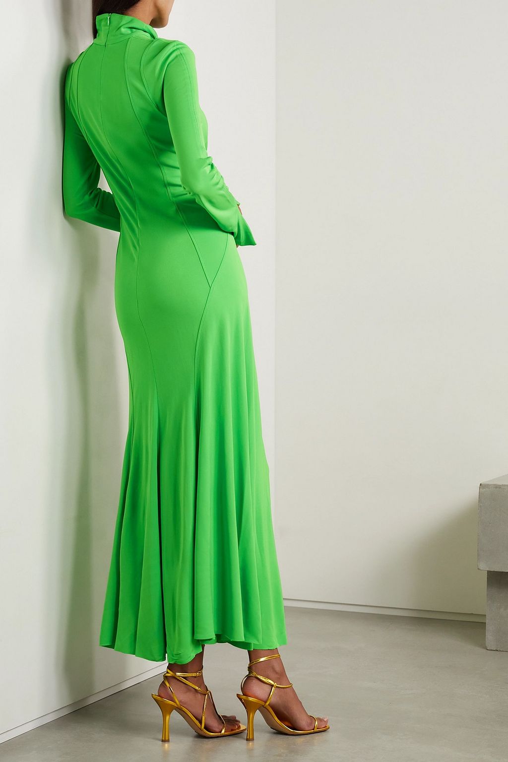 VICTORIA BECKHAM Cutout twist-front jersey midi dress | THE OUTNET