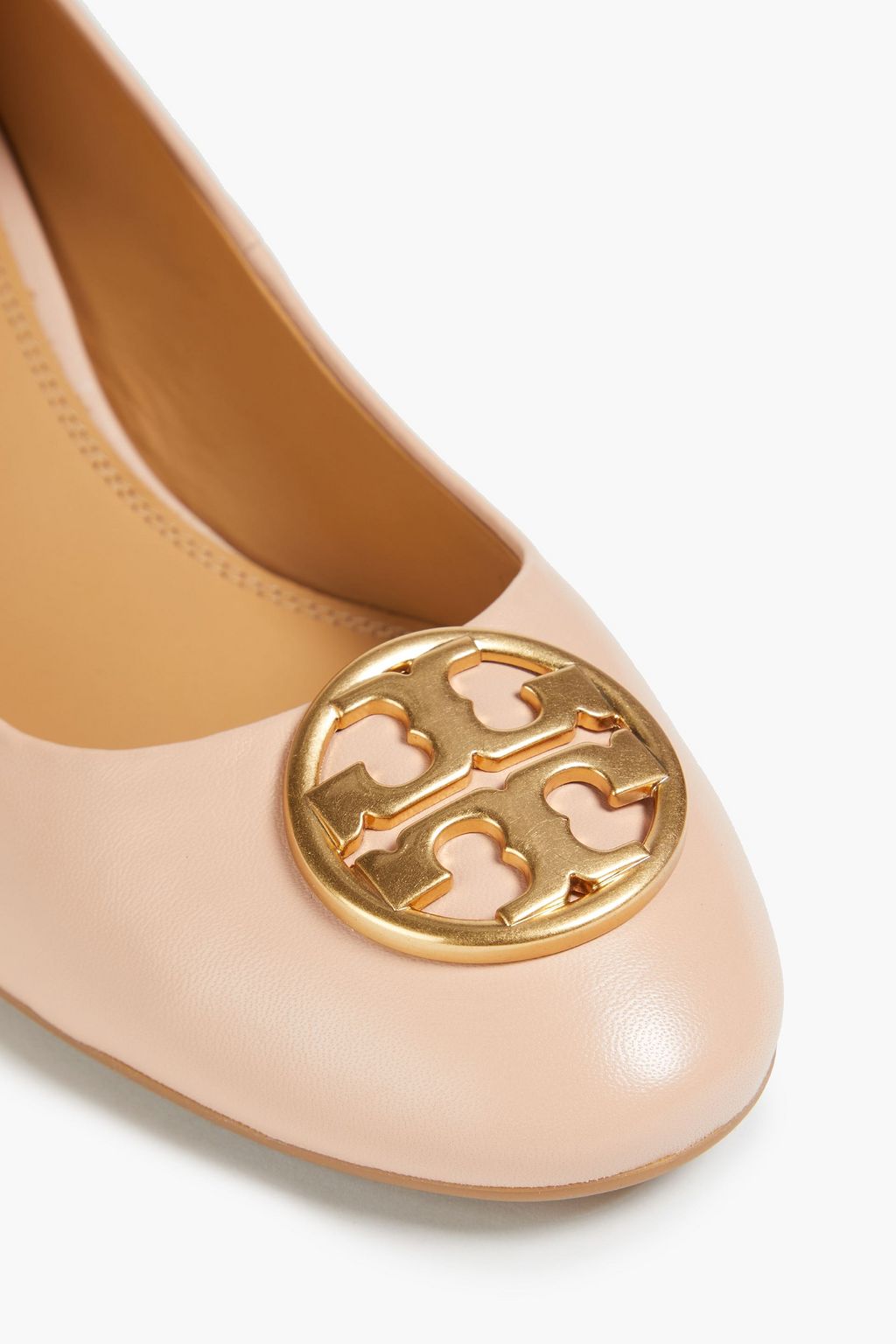 Blush Chelsea 50 leather pumps | TORY BURCH | THE OUTNET